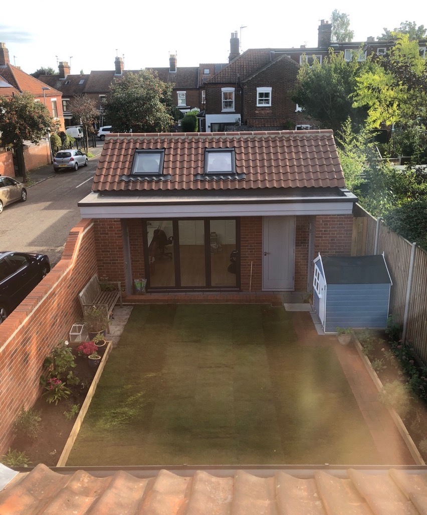 MOC: The Underground Bunker – Brick things